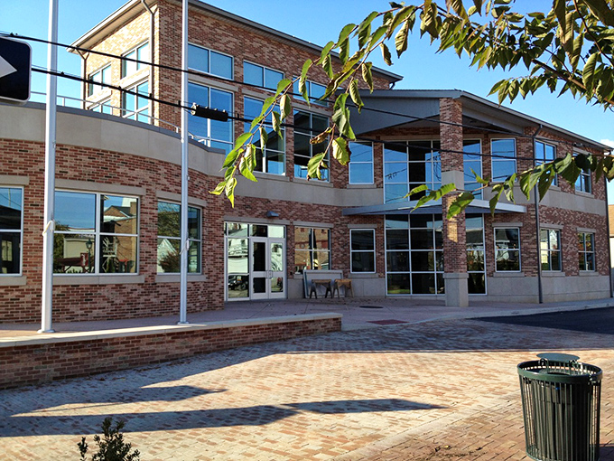 The Rudy Gelnett Memorial Library: where knowledge meets modern design, proving that books and beautiful buildings make perfect companions.