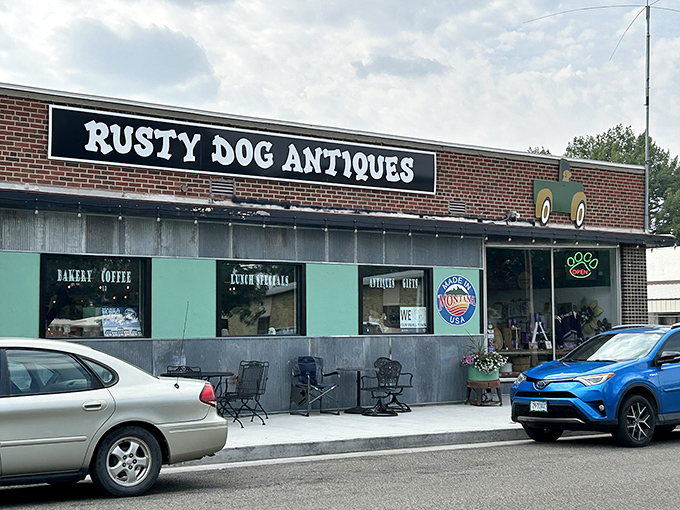 Rusty Dog Antiques combines treasure hunting with caffeine&mdash;the perfect formula for turning browsing into an afternoon adventure.