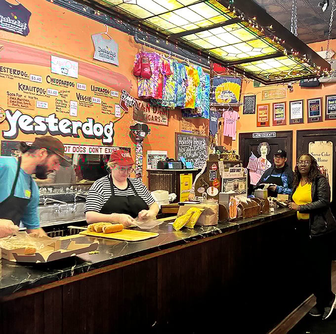 Watch the assembly line in action&mdash;a choreographed hot dog ballet performed by experts who could probably do this blindfolded.