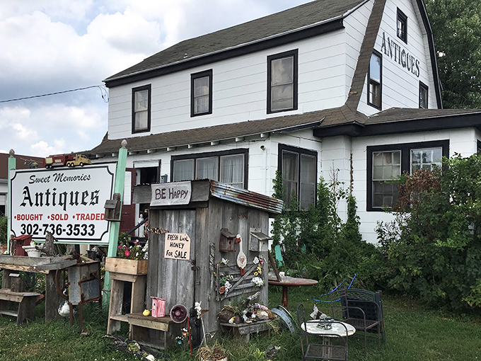 Sweet Memories Antiques offers treasure hunting adventures where yesterday's castoffs become today's affordable conversation pieces.