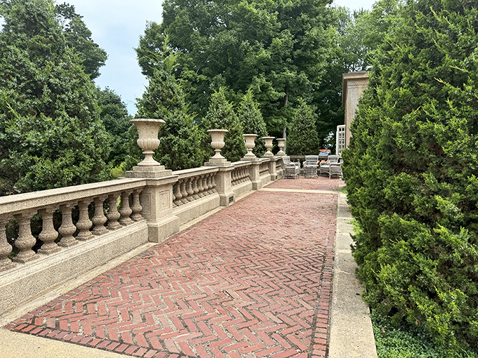 This brick terrace with its elegant balustrade practically begs you to sip something bubbly while discussing yacht races.