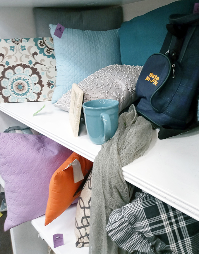 The home decor section whispers possibilities of cozy makeovers. These pillows and throws could transform your couch from "meh" to magazine-worthy.