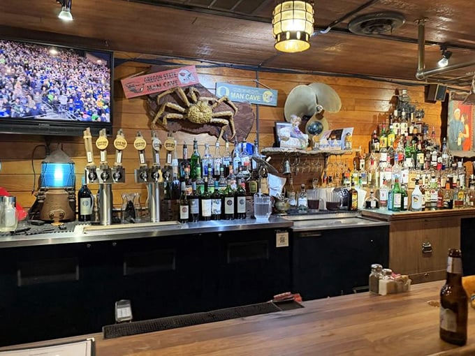 The bar doesn't just serve drinks&mdash;it serves maritime history with a giant crab keeping watchful eyes overhead.