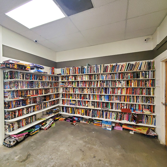 The book nook rivals small libraries, with enough reading material to survive several desert winters or one very ambitious summer.