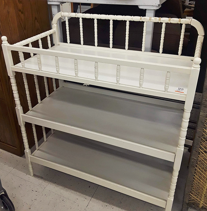 Nursery necessity! This charming white changing table offers both function and vintage style for Nevada's newest arrivals.