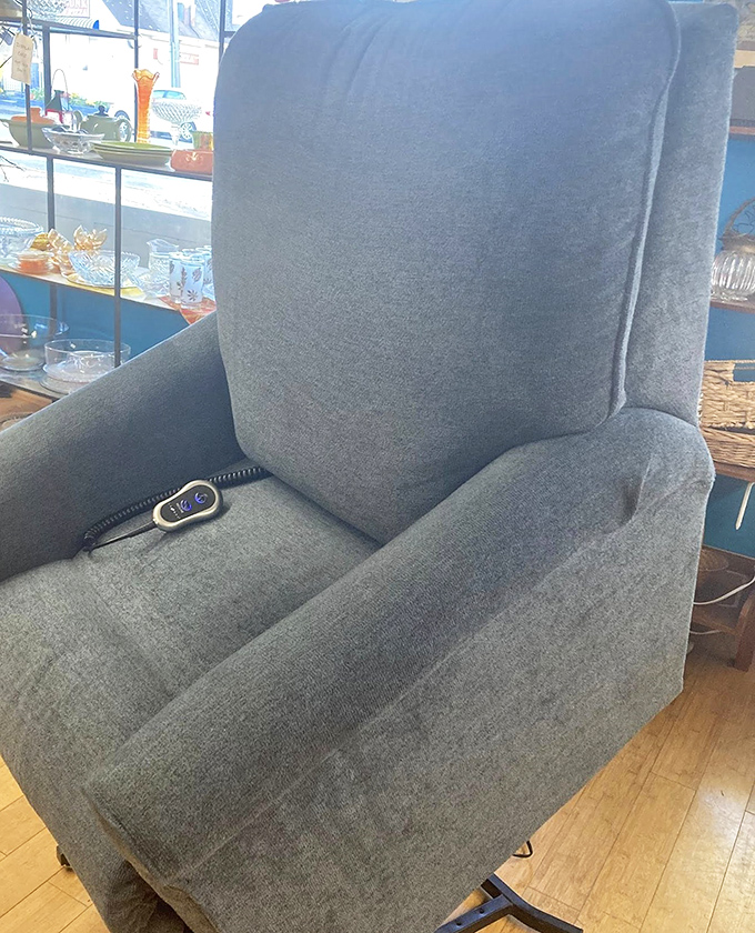 This power recliner with remote control is basically a spaceship for your living room at thrift prices.