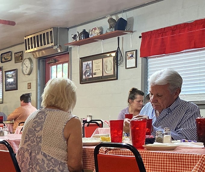 Diners lost in the reverie of good food and conversation&mdash;the universal language of a great country cafe.