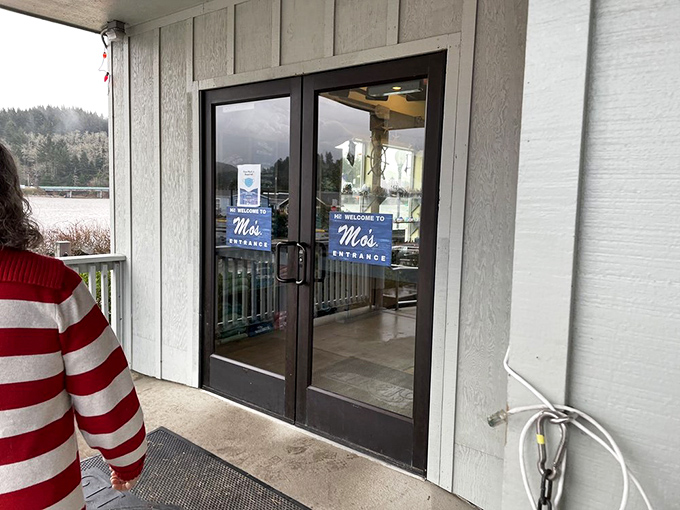 This isn't just a view, it's dinner theater courtesy of Mother Nature, with tides, seabirds, and occasional harbor seals stealing the show.