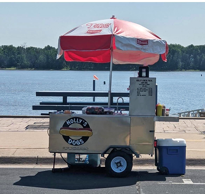 Holly's Dogs goes mobile! Riverside dining with the same delicious menu, proving great hot dogs taste even better with a water view.