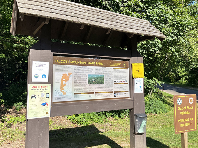 The information kiosk: where expectations meet reality and smartphone-dependent hikers realize they should have paid attention to actual maps. Knowledge is power&mdash;and prevents getting lost. 