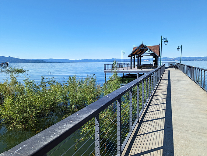 This lakeside pier with its charming gazebo practically begs you to propose, contemplate life, or just enjoy being wonderfully alone.