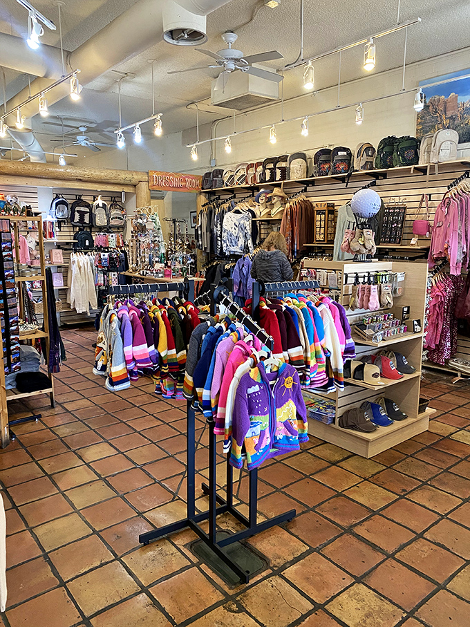 The attached gift shop offers colorful Sedona souvenirs and merchandise for when breakfast shopping calls to you.