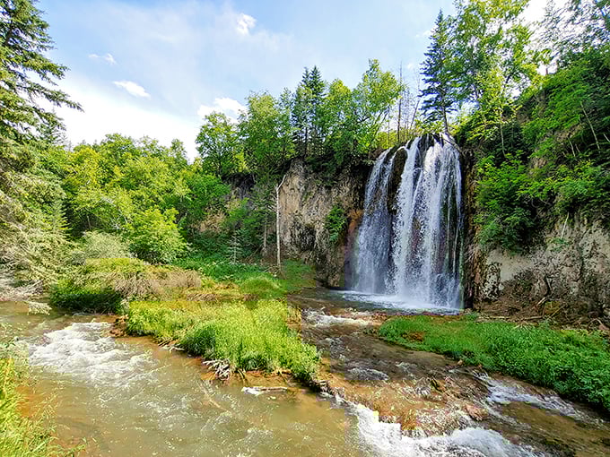 Spearfish Canyon's waterfall doesn't need mood lighting or background music to create perfect romantic moments – nature's own date director.