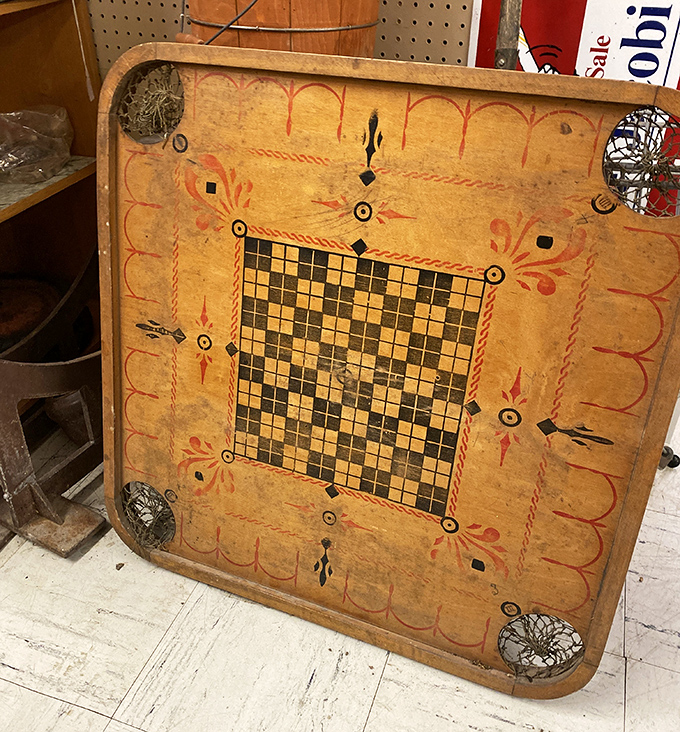 This wooden carrom board didn't need batteries or Wi-Fi to entertain families for hours – just skill, strategy, and friendly competition.