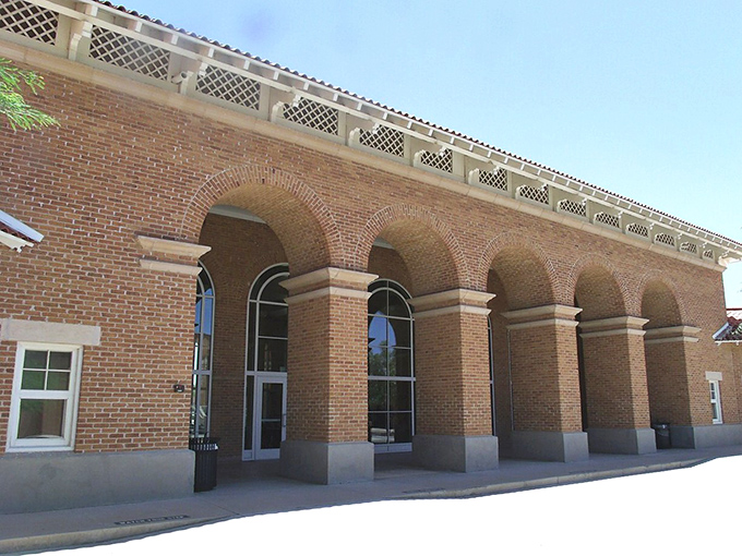 The brick arches of Florence's public buildings speak of permanence in a transient world. Desert elegance that's stood the test of time!