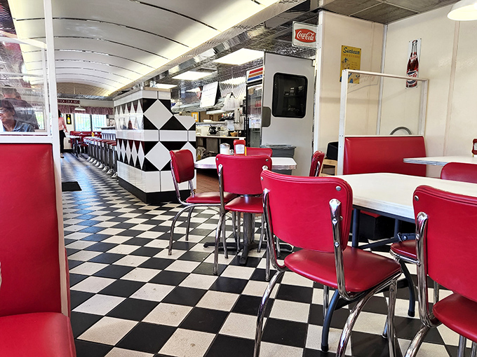 Red booths and chrome details create the perfect backdrop for making memories over meatloaf. This isn't d&eacute;cor&mdash;it's a time capsule you can eat in.