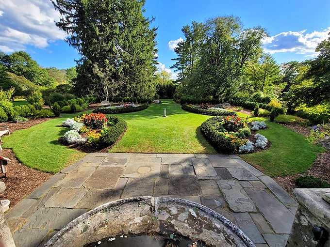 Formal gardens don't have to be stuffy&mdash;this perfectly balanced design shows how mathematical precision can create spaces of pure joy.