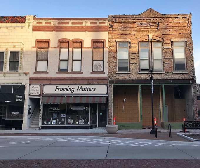 Framing Matters exemplifies the mom-and-pop businesses that give downtown Salina its authentic character and personal touch.