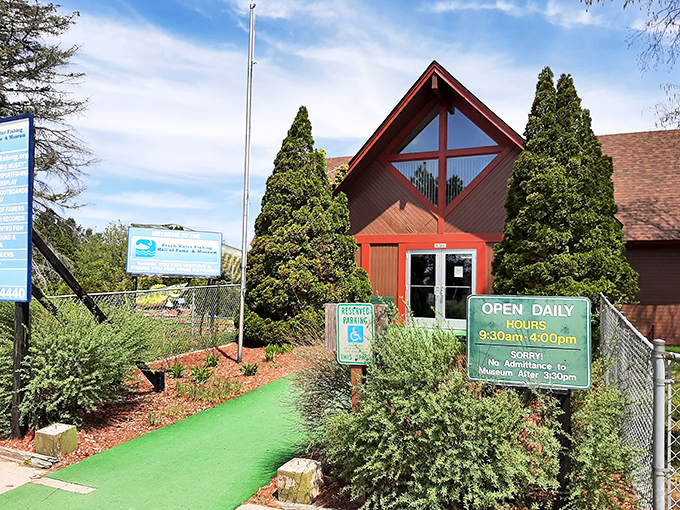 The Freshwater Fishing Hall of Fame welcomes anglers and the merely curious alike&mdash;just follow the astroturf path to fishing paradise.