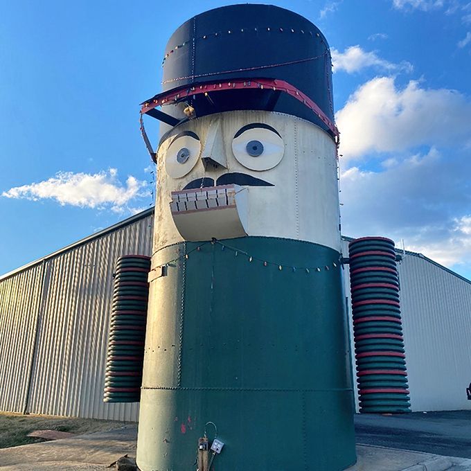 From this angle, you can almost imagine the nutcracker winking at passing cars&mdash;"Yes, I'm really here. No, you're not dreaming."