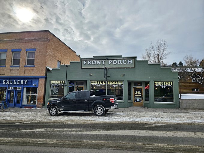 The Front Porch Grill House promises exactly what its name suggests&mdash;comfort food that makes you feel right at home.