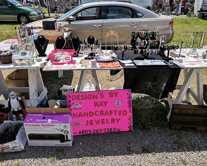 Handcrafted jewelry sparkles in the sunlight while a karaoke system waits nearby &ndash; weekend entertainment for your neck and living room!