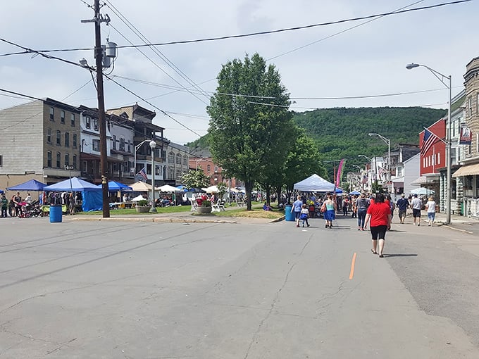 The Heritage Festival transforms downtown into a vibrant gathering place, where neighbors become friends and visitors become neighbors.