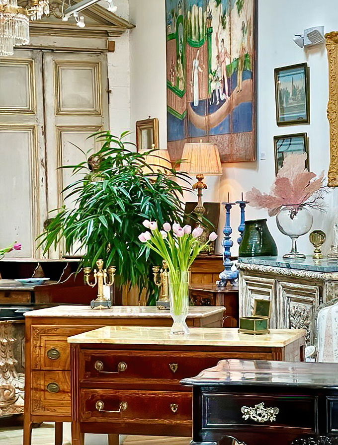 Fresh flowers and antique furniture&mdash;a combination as perfect as peanut butter and chocolate. That marble-topped chest has stories to tell.