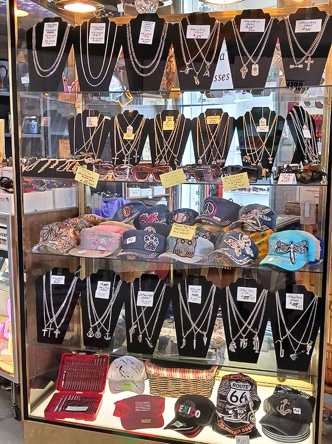 Jewelry displays that make magpies jealous. From Route 66 memorabilia to delicate crosses, there's something shiny for every taste and occasion.