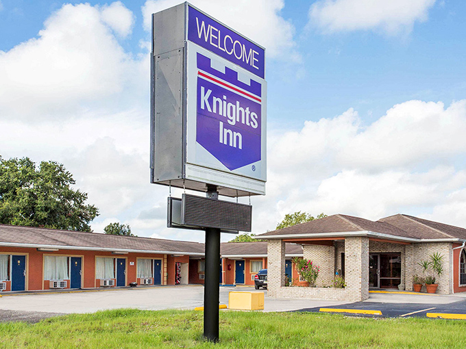 The Knights Inn offers travelers a convenient place to rest while exploring Arcadia's charms, no mouse ears or beach crowds required.