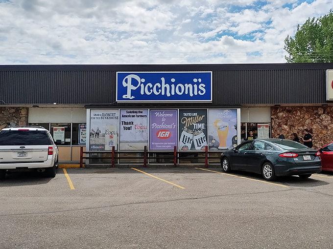 Picchioni's IGA keeps Forsyth fed with small-town service that big box stores try desperately to imitate but never quite manage.