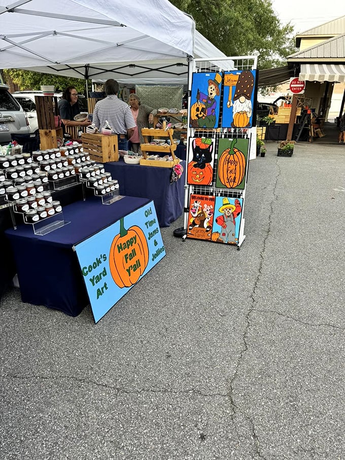 Fall festivities bring out Elkin's creative side. Local artisans display seasonal crafts that would make Martha Stewart nod in approval.