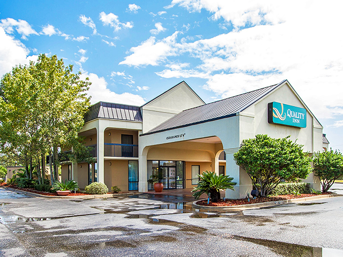 Quality Inn Foley offers travelers a comfortable base camp for Gulf Coast adventures&mdash;clean, convenient, and refreshingly unpretentious.