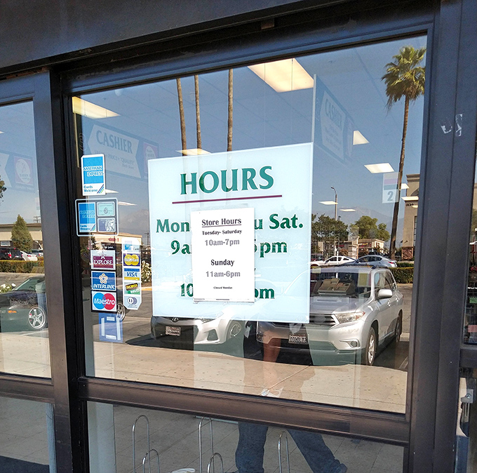 Store hours posted clearly&mdash;because even treasure hunting requires planning. The 9am opening explains the occasional early-morning lineup of dedicated bargain enthusiasts.