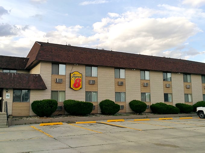 Budget accommodations that understand their job: provide a good night's sleep before tomorrow's Wyoming explorations begin anew.