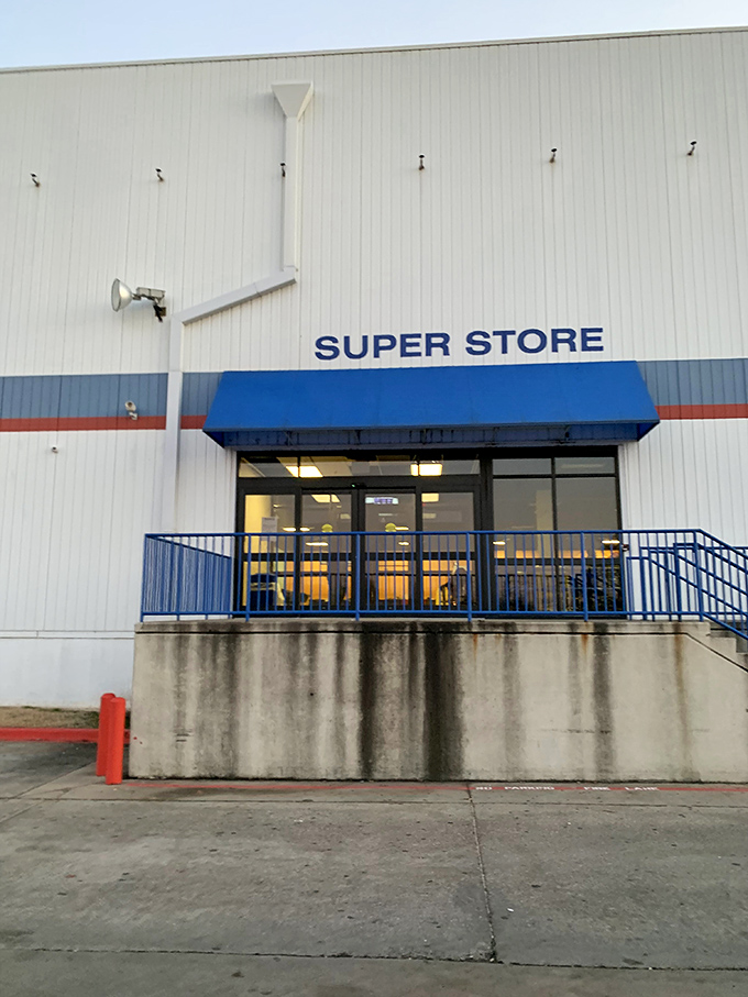 The unassuming entrance belies the treasure-hunting frenzy within. Like a speakeasy for bargain hunters, you need to know what awaits inside.