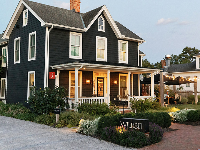 The Wildset Hotel doesn't just offer rooms&mdash;it offers an experience wrapped in classic architecture and modern comforts as day fades to twilight.