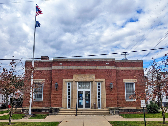 Even the post office looks distinguished here, its brick exterior suggesting that mail delivery is serious business in Mohican Country.
