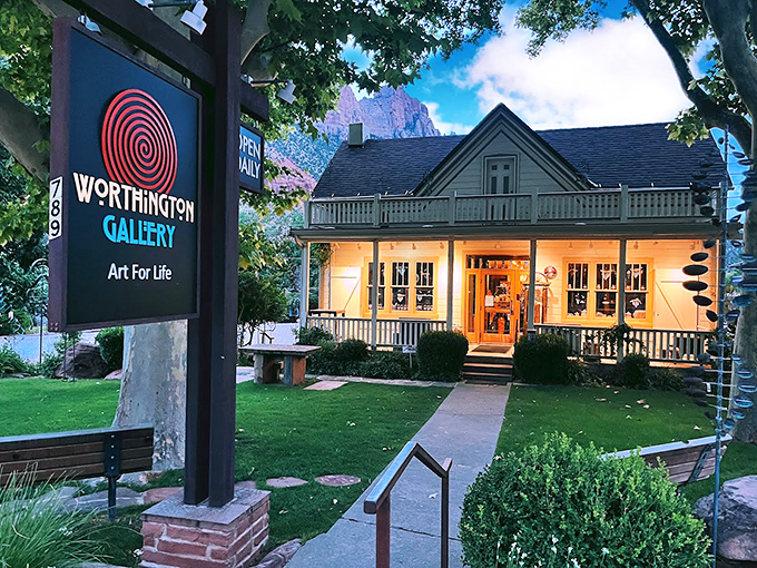 Art galleries housed in charming historic buildings&mdash;because beauty apparently breeds more beauty around here.