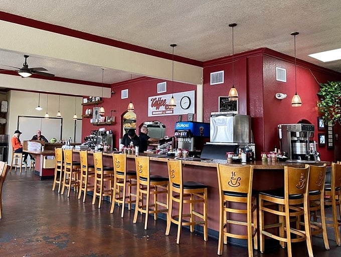 Counter seating – the breakfast equivalent of front-row tickets. Watch the morning ballet of spatulas and coffee pours while perched on wooden chairs.