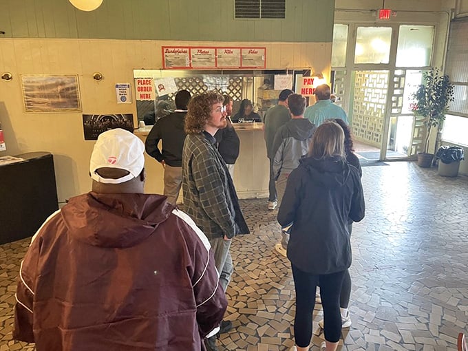 The line forms for a reason. These patrons aren't just waiting for lunch&mdash;they're queuing up for a Memphis barbecue institution.