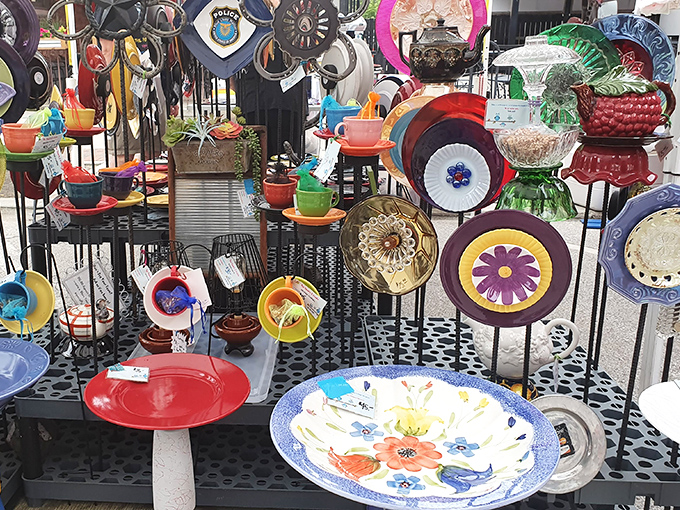 Upcycled art that makes dining more delightful. These colorful plate flowers transform yesterday's tableware into tomorrow's garden conversation pieces.