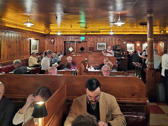 A dining room frozen in the best possible time &ndash; when booths were deep and dinner was an event.