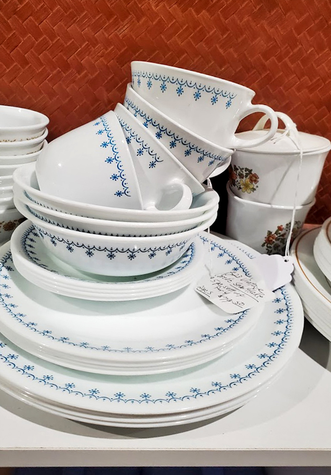Snowflake-patterned Corelle that's survived every family dinner since 1970. Vintage dinnerware with stories baked right in.