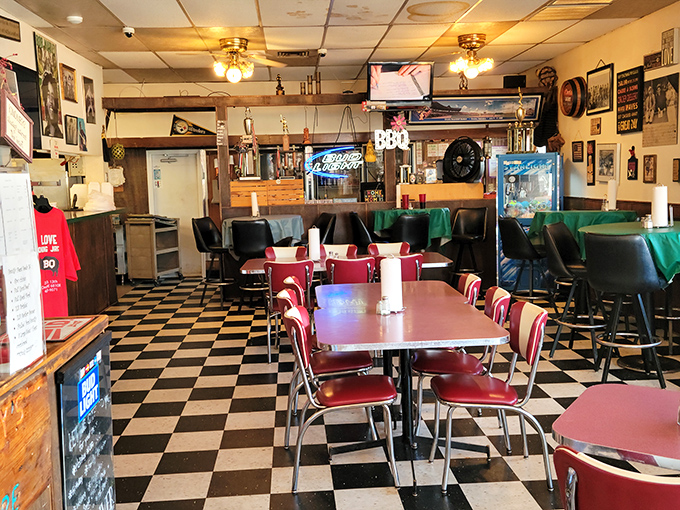 Classic diner-style tables and chairs under the watchful gaze of sports memorabilia&mdash;where conversations pause only for appreciative chewing.