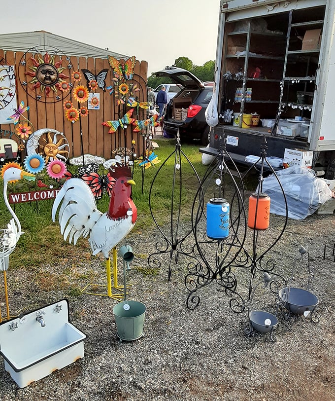 Garden art that turns ordinary backyards into whimsical escapes. That metal rooster has more personality than most reality TV stars.