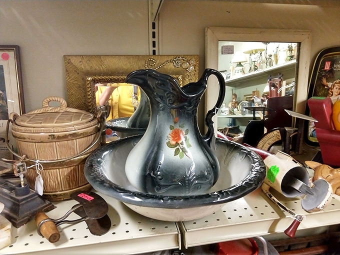 A pitcher and basin set that reminds you when people actually had to work for their morning wash-up routine.