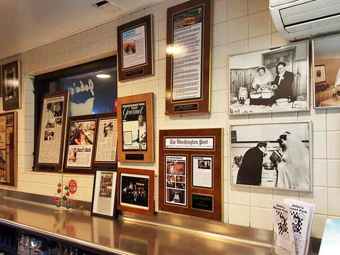 The wall of fame tells the story&mdash;when food writers, celebrities, and presidents all agree on something, you know it's the real deal.