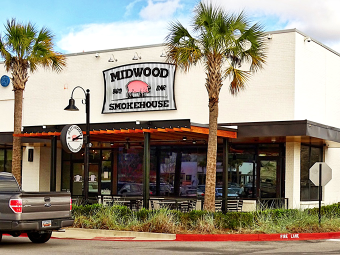 Midwood's clean lines and palm trees create an unexpected barbecue oasis. Like finding a smoking pit at a beach resort.