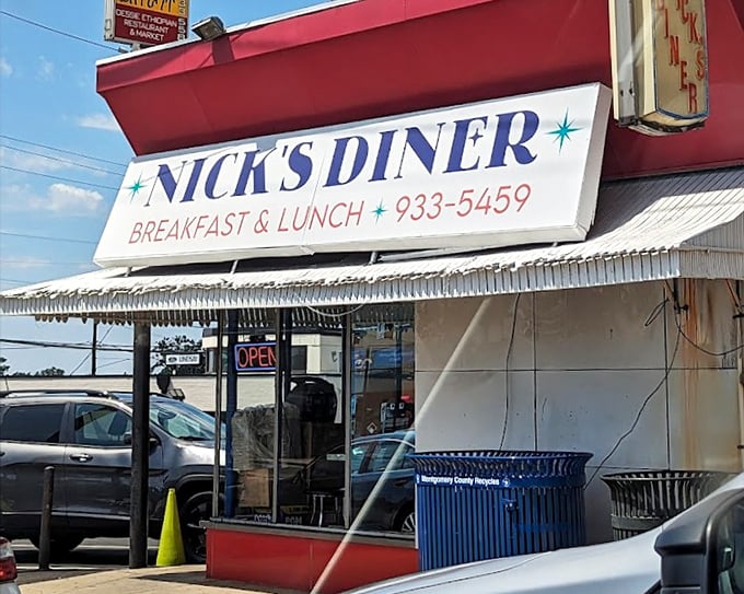 This corner diner's straightforward signage makes a simple promise that generations of Maryland diners know it keeps deliciously well.